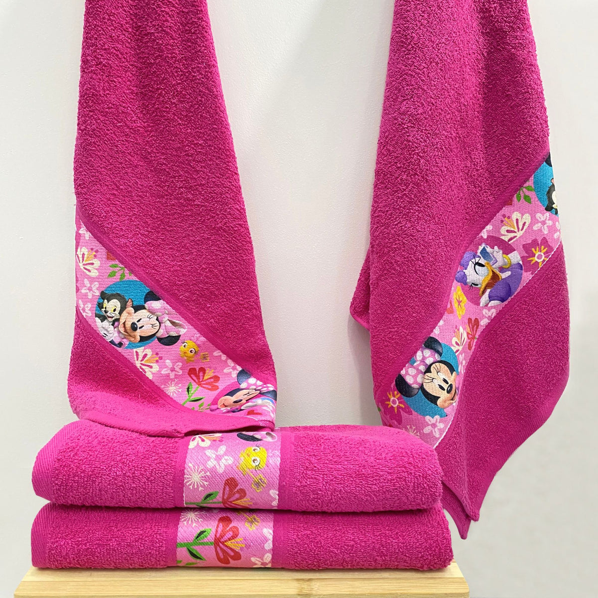 Toalla Infantil Con Cenefa Minnie Mouse. – Telary home.